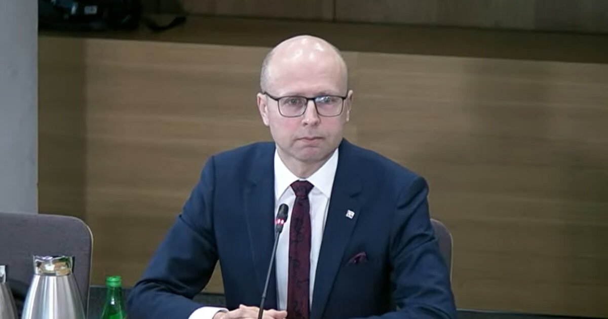 Były konsul w Mumbaju podczas zeznań ws. afery wizowej: Otrzymywałem ...